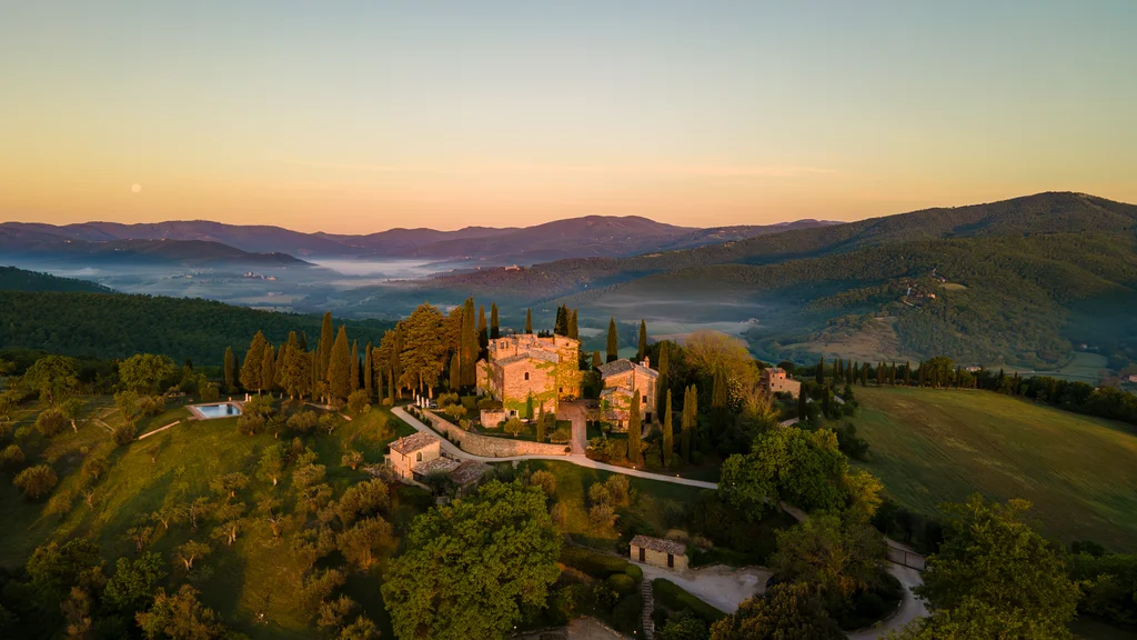 Borgo Bastia Creti - A CV Villas Property To Rent In Umbria & Tuscany ...