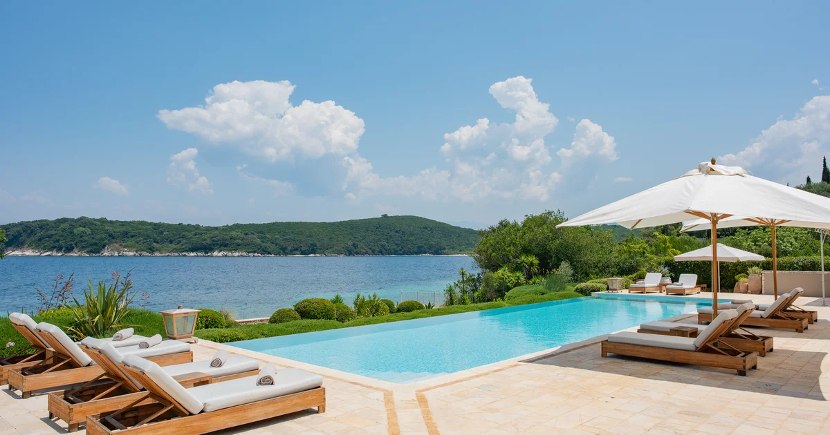 Villa Iona - A CV Villas Property To Rent In Avlaki and Coyevinas ...